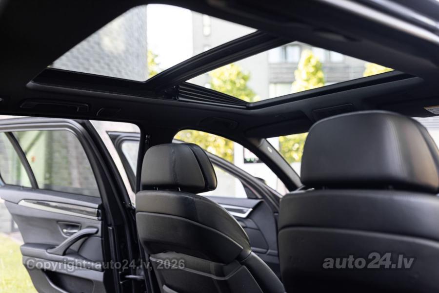 Black BMW 5 Series 2011 in Tallinn, with an engine capacity of 3.00 L and mileage of 291 thousand km for 11599 €, photo 19 on AUTOMOTO.COM.LV