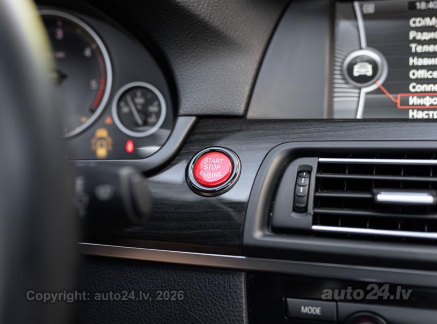 Black BMW 5 Series 2011 in Tallinn, with an engine capacity of 3.00 L and mileage of 291 thousand km for 11599 €, photo 24 on AUTOMOTO.COM.LV