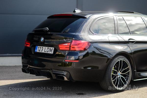 Black BMW 5 Series 2011 in Tallinn, with an engine capacity of 3.00 L and mileage of 358 thousand km for 11500 €, photo 7 on AUTOMOTO.COM.LV