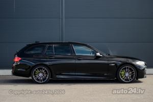 Melns BMW 5 Series 2011 Tallina, ar dzinēja tilpumu 3.00 L un nobraukumu 358 tūkst. km par 11500 €, foto 9 vietnē AUTOMOTO.COM.LV