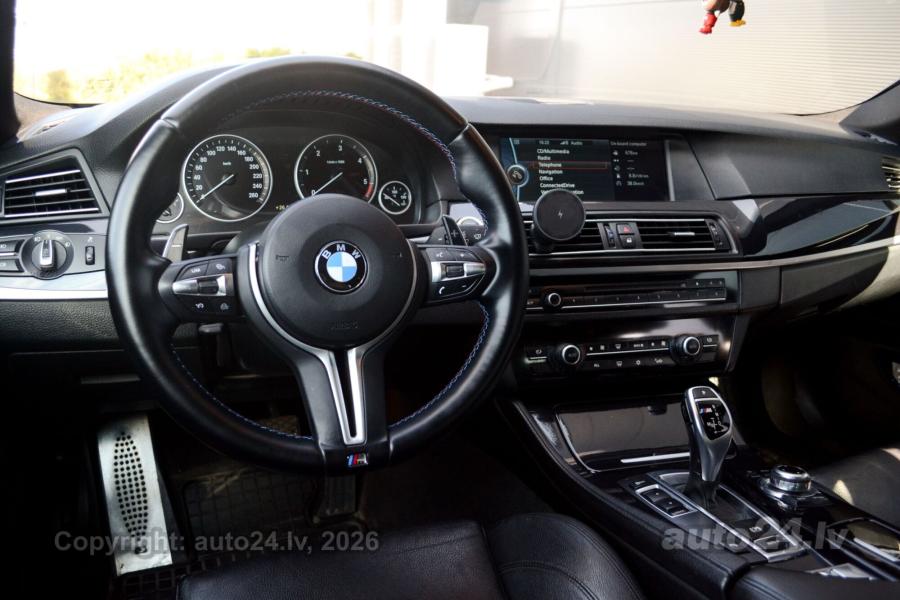 Melns BMW 5 Series 2011 Tallina, ar dzinēja tilpumu 3.00 L un nobraukumu 358 tūkst. km par 11500 €, foto 16 vietnē AUTOMOTO.COM.LV