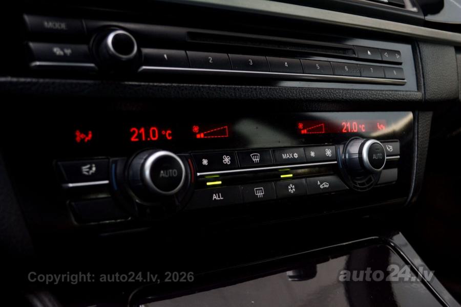 Melns BMW 5 Series 2011 Tallina, ar dzinēja tilpumu 3.00 L un nobraukumu 358 tūkst. km par 11500 €, foto 22 vietnē AUTOMOTO.COM.LV