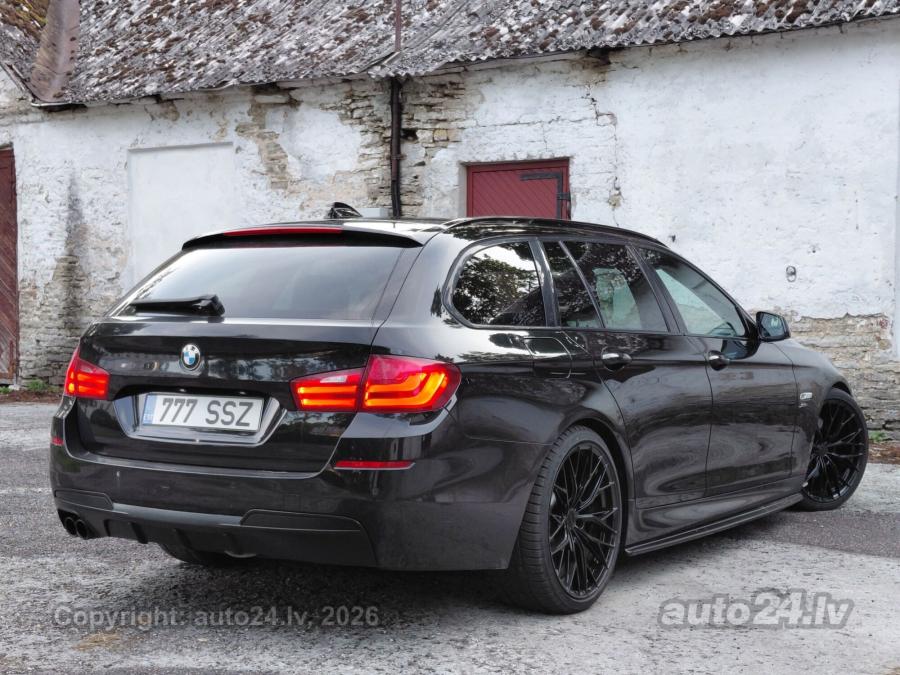 Melns BMW 5 Series 2011 Tallina, ar dzinēja tilpumu 3.00 L un nobraukumu 0 tūkst. km par 10499 €, foto 4 vietnē AUTOMOTO.COM.LV