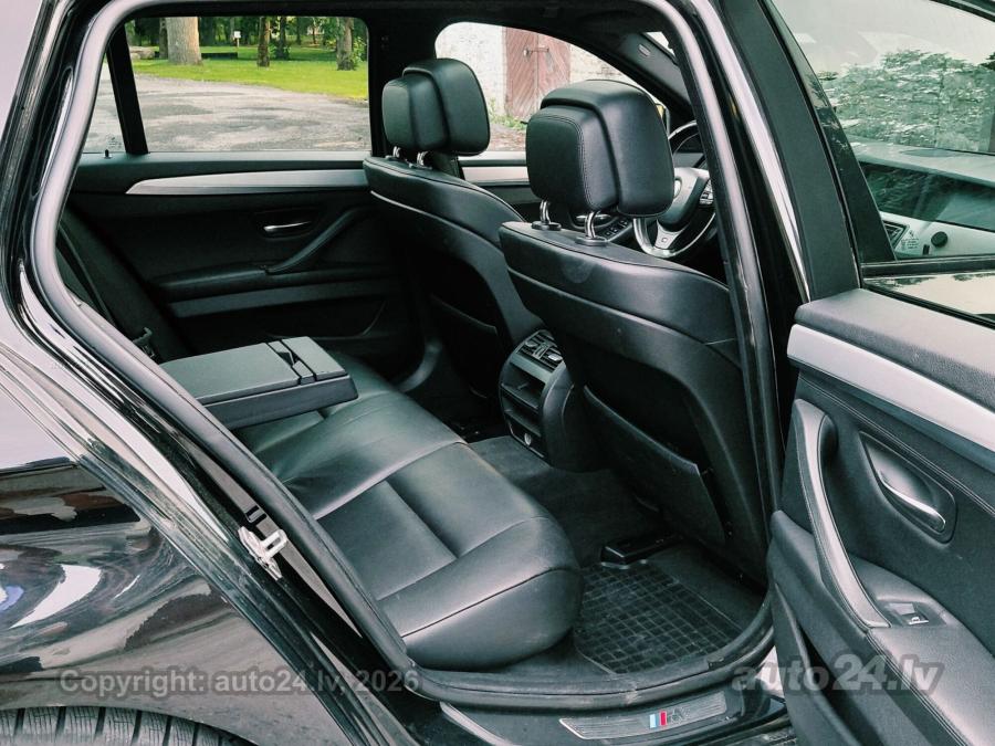 Melns BMW 5 Series 2011 Tallina, ar dzinēja tilpumu 3.00 L un nobraukumu 0 tūkst. km par 10499 €, foto 13 vietnē AUTOMOTO.COM.LV