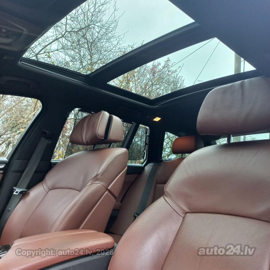 Black BMW 5 Series 2011 in Tallinn, with an engine capacity of 3.00 L and mileage of 380 thousand km for 7500 €, photo 9 on AUTOMOTO.COM.LV