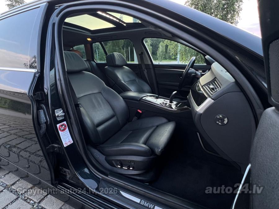 Melns BMW 5 Series 2011 Tartu, ar dzinēja tilpumu 3.00 L un nobraukumu 288 tūkst. km par 9999 €, foto 14 vietnē AUTOMOTO.COM.LV