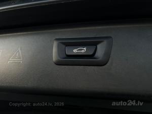 Melns BMW 5 Series 2011 Tartu, ar dzinēja tilpumu 3.00 L un nobraukumu 288 tūkst. km par 9999 €, foto 20 vietnē AUTOMOTO.COM.LV