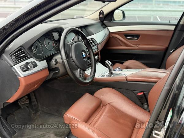 Black BMW 5 Series 2011 in Tartu, with an engine capacity of 3.00 L and mileage of 442 thousand km for 8300 €, photo 3 on AUTOMOTO.COM.LV