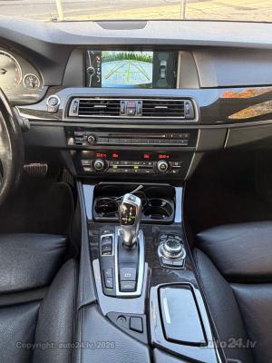 Melns BMW 5 Series 2011 Tartu, ar dzinēja tilpumu 3.00 L un nobraukumu 281 tūkst. km par 12500 €, foto 16 vietnē AUTOMOTO.COM.LV
