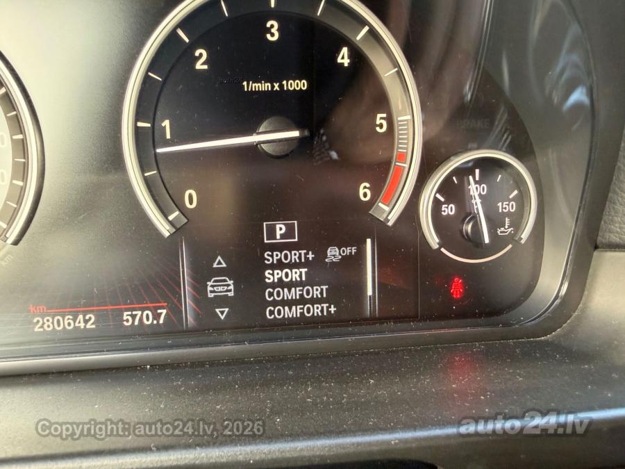 Melns BMW 5 Series 2011 Tartu, ar dzinēja tilpumu 3.00 L un nobraukumu 281 tūkst. km par 12500 €, foto 22 vietnē AUTOMOTO.COM.LV