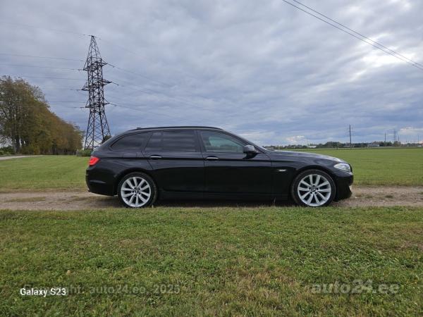 Melns BMW 5 Series 2012 Tallina, ar dzinēja tilpumu 3.00 L un nobraukumu 0 tūkst. km par 8799 €, foto 11 vietnē AUTOMOTO.COM.LV