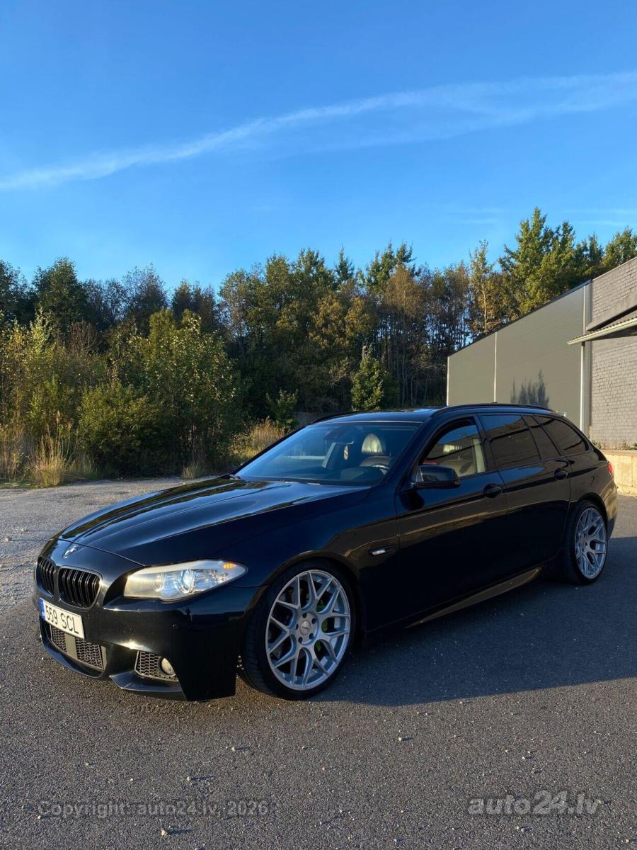 Black BMW 5 Series 2012 in Tallinn, with an engine capacity of 3.00 L and mileage of 419 thousand km for 11500 €, photo 1 on AUTOMOTO.COM.LV