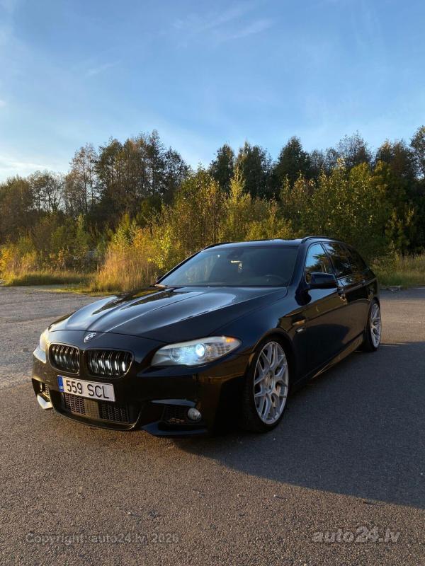 Black BMW 5 Series 2012 in Tallinn, with an engine capacity of 3.00 L and mileage of 419 thousand km for 11500 €, photo 5 on AUTOMOTO.COM.LV