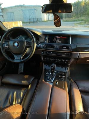 Black BMW 5 Series 2012 in Tallinn, with an engine capacity of 3.00 L and mileage of 419 thousand km for 11500 €, photo 6 on AUTOMOTO.COM.LV