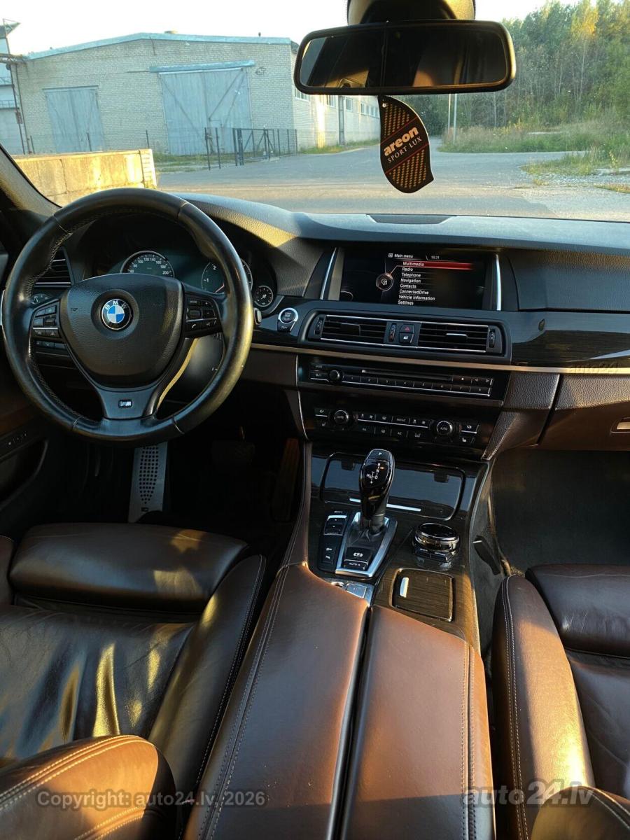 Black BMW 5 Series 2012 in Tallinn, with an engine capacity of 3.00 L and mileage of 419 thousand km for 11500 €, photo 6 on AUTOMOTO.COM.LV