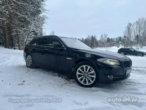 Melns BMW 5 Series 2012 Tartu, ar dzinēja tilpumu 3.00 L un nobraukumu 338 tūkst. km par 9000 €, foto 3 vietnē AUTOMOTO.COM.LV