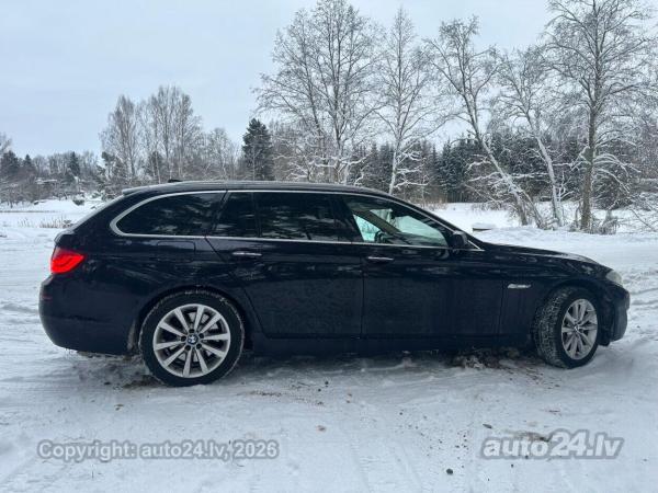 Melns BMW 5 Series 2012 Tartu, ar dzinēja tilpumu 3.00 L un nobraukumu 338 tūkst. km par 9000 €, foto 4 vietnē AUTOMOTO.COM.LV
