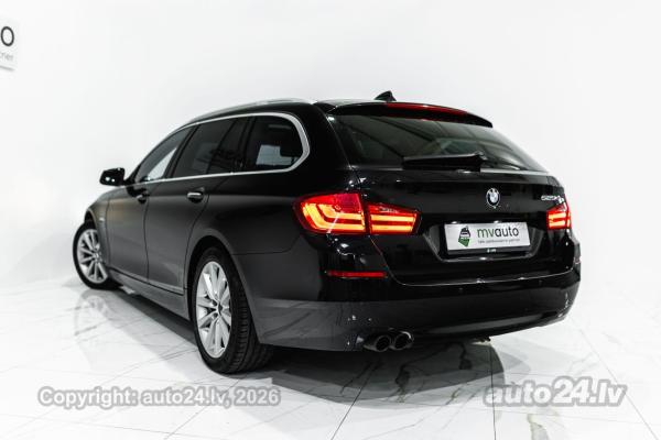 Melns BMW 5 Series 2012 Tallina, ar dzinēja tilpumu 2.00 L un nobraukumu 323 tūkst. km par 8990 €, foto 8 vietnē AUTOMOTO.COM.LV