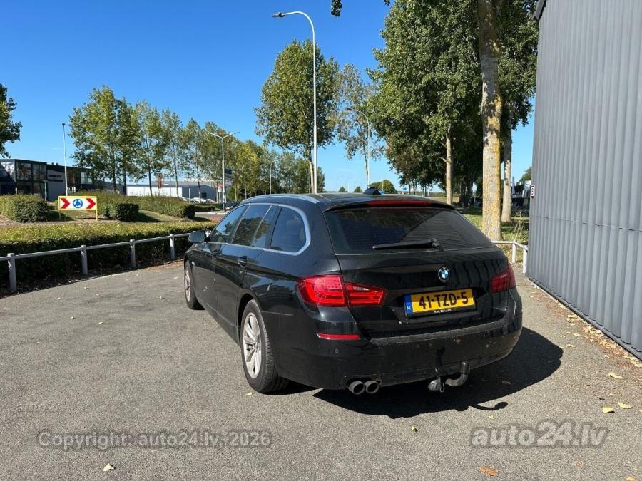 Black BMW 5 Series 2012 in Tallinn, with an engine capacity of 2.00 L and mileage of 244 thousand km for 6500 €, photo 5 on AUTOMOTO.COM.LV
