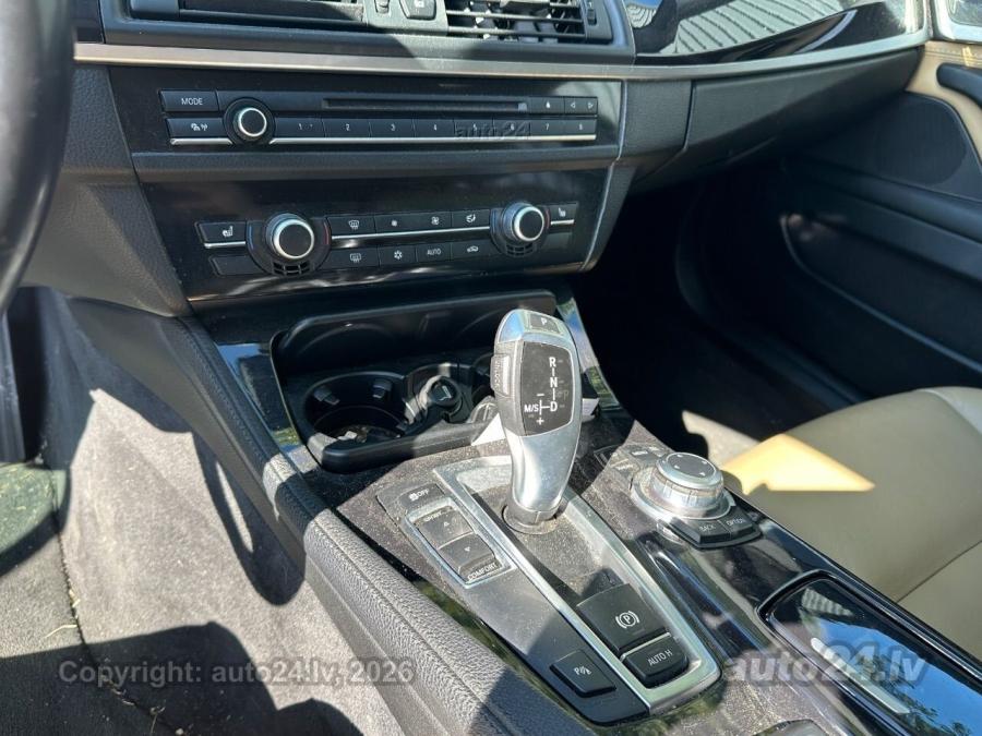 Black BMW 5 Series 2012 in Tallinn, with an engine capacity of 2.00 L and mileage of 244 thousand km for 6500 €, photo 13 on AUTOMOTO.COM.LV