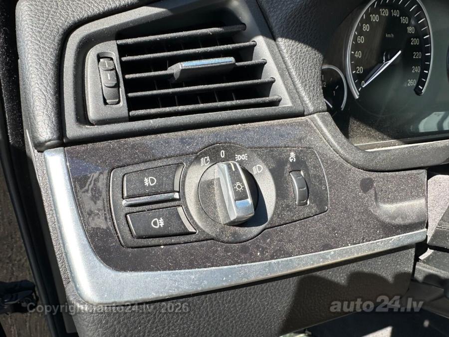 Black BMW 5 Series 2012 in Tallinn, with an engine capacity of 2.00 L and mileage of 244 thousand km for 6500 €, photo 15 on AUTOMOTO.COM.LV