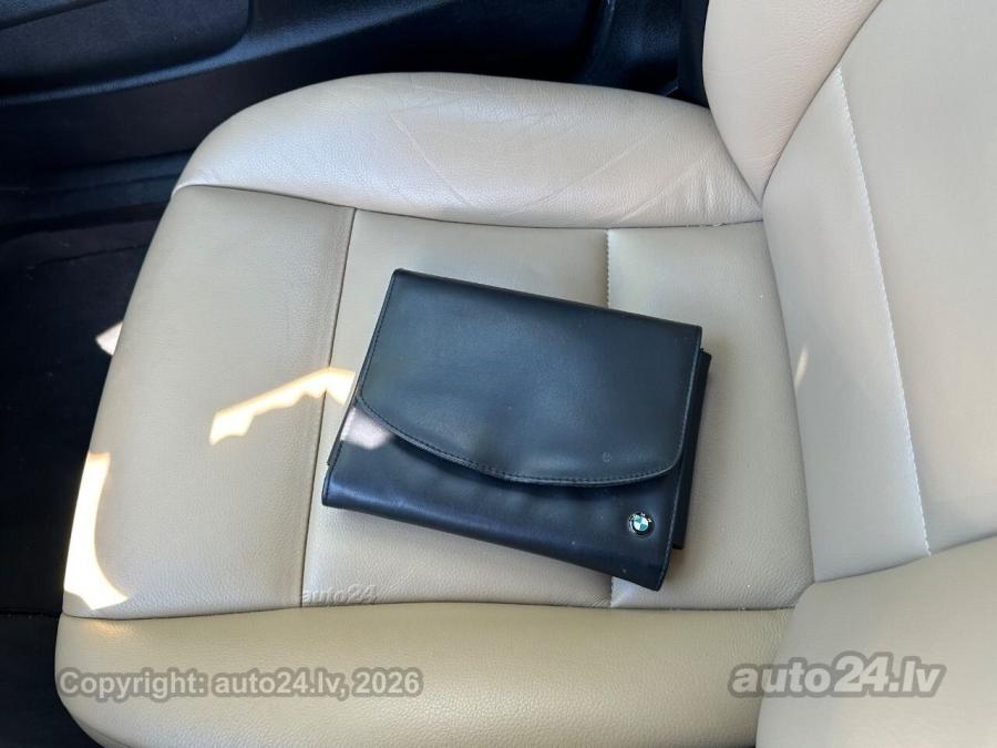 Black BMW 5 Series 2012 in Tallinn, with an engine capacity of 2.00 L and mileage of 244 thousand km for 6500 €, photo 16 on AUTOMOTO.COM.LV
