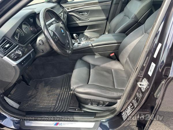 Black BMW 5 Series 2012 in Tartu, with an engine capacity of 3.00 L and mileage of 231 thousand km for 12795 €, photo 10 on AUTOMOTO.COM.LV