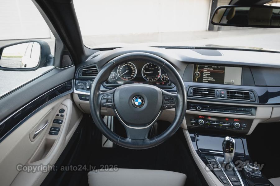 Melns BMW 5 Series 2012 Tartu, ar dzinēja tilpumu 3.00 L un nobraukumu 312 tūkst. km par 9300 €, foto 12 vietnē AUTOMOTO.COM.LV