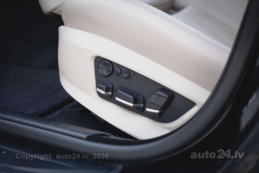 Melns BMW 5 Series 2012 Tartu, ar dzinēja tilpumu 3.00 L un nobraukumu 312 tūkst. km par 9300 €, foto 19 vietnē AUTOMOTO.COM.LV