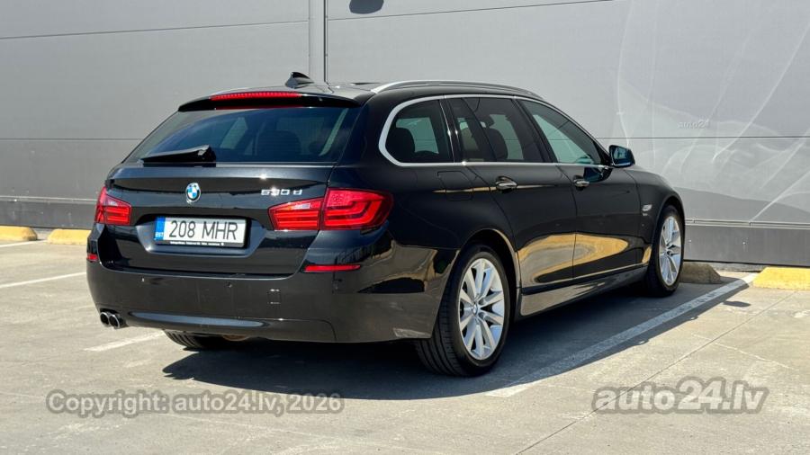 Melns BMW 5 Series 2012 Tallina, ar dzinēja tilpumu 3.00 L un nobraukumu 315 tūkst. km par 10900 €, foto 3 vietnē AUTOMOTO.COM.LV