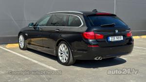 Melns BMW 5 Series 2012 Tallina, ar dzinēja tilpumu 3.00 L un nobraukumu 315 tūkst. km par 10900 €, foto 15 vietnē AUTOMOTO.COM.LV