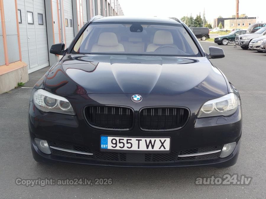 Melns BMW 5 Series 2012 Tartu, ar dzinēja tilpumu 3.00 L un nobraukumu 344 tūkst. km par 8390 €, foto 3 vietnē AUTOMOTO.COM.LV