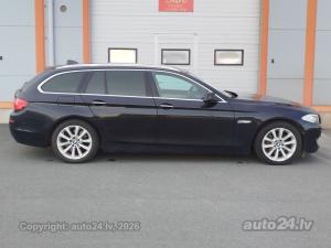 Melns BMW 5 Series 2012 Tartu, ar dzinēja tilpumu 3.00 L un nobraukumu 344 tūkst. km par 8390 €, foto 9 vietnē AUTOMOTO.COM.LV