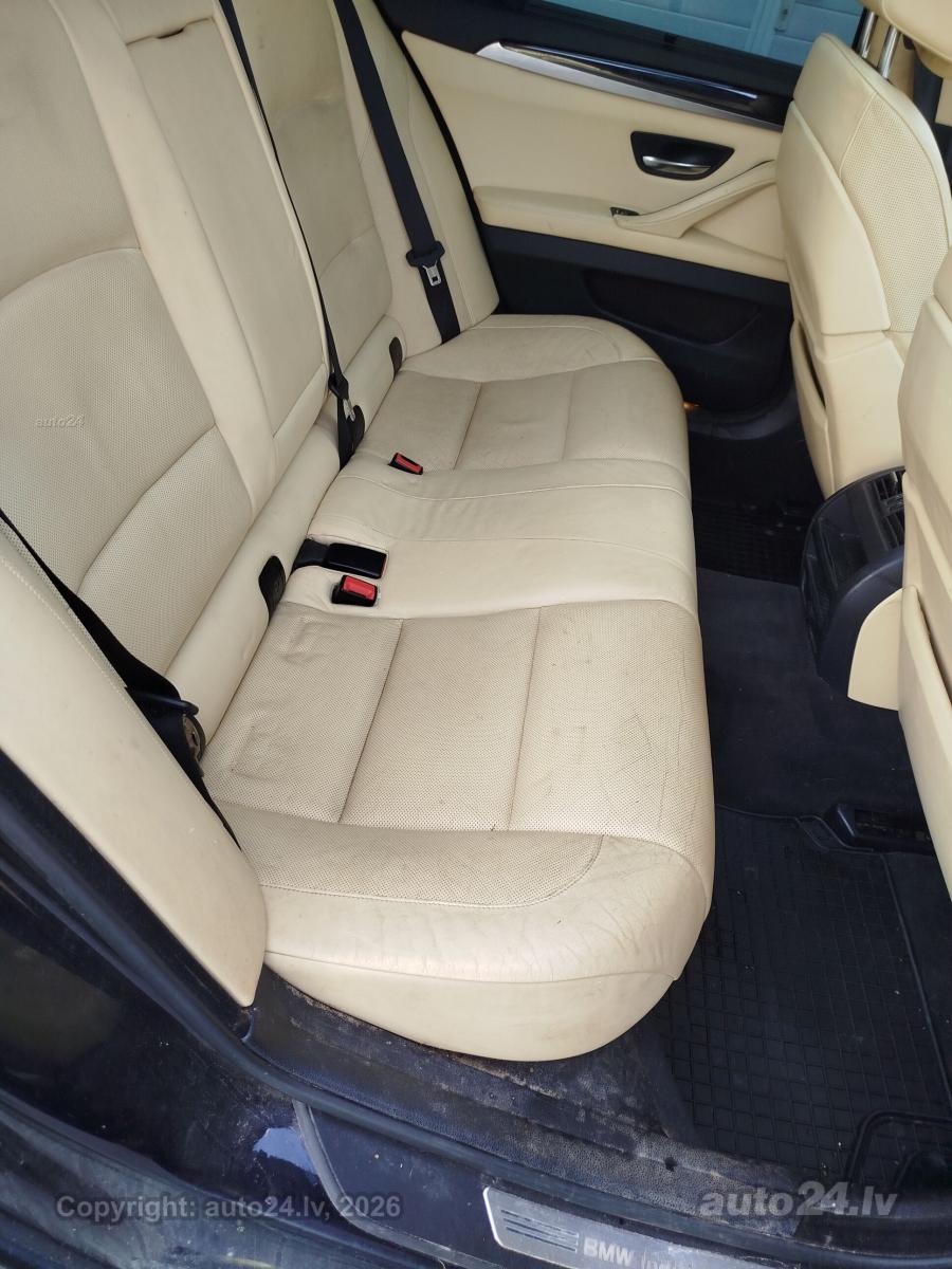 Melns BMW 5 Series 2012 Tartu, ar dzinēja tilpumu 3.00 L un nobraukumu 344 tūkst. km par 8390 €, foto 12 vietnē AUTOMOTO.COM.LV