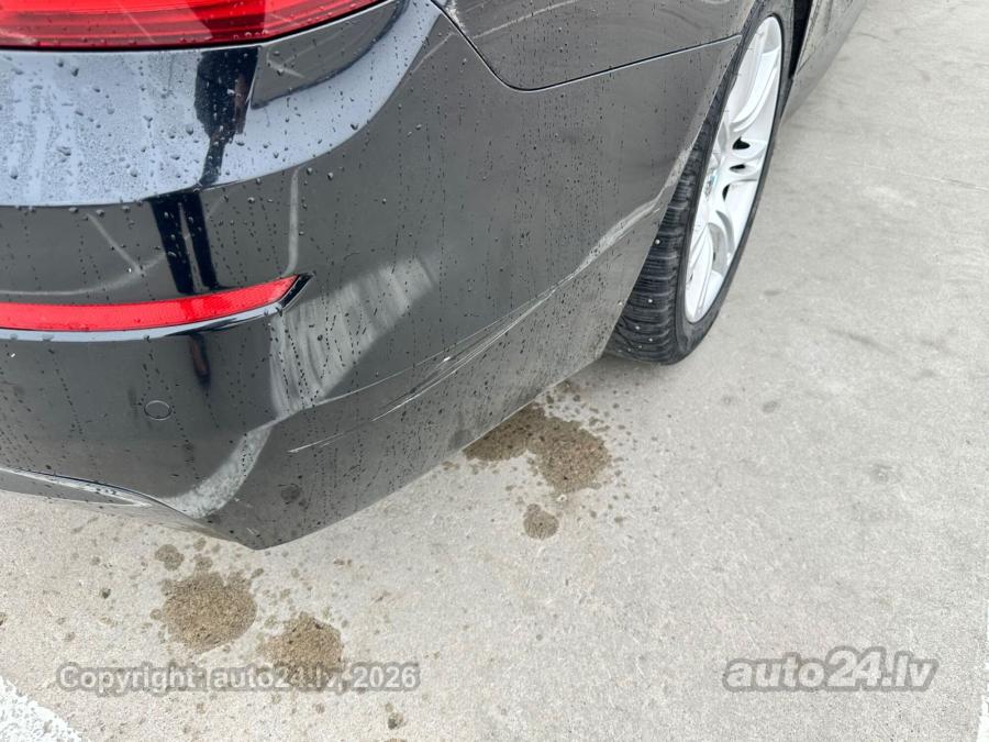 Melns BMW 5 Series 2012 Tallina, ar dzinēja tilpumu 2.00 L un nobraukumu 265 tūkst. km par 8500 €, foto 13 vietnē AUTOMOTO.COM.LV