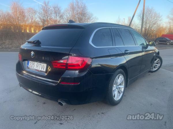 Black BMW 5 Series 2013 in Tallinn, with an engine capacity of 3.00 L and mileage of 271 thousand km for 14200 €, photo 2 on AUTOMOTO.COM.LV