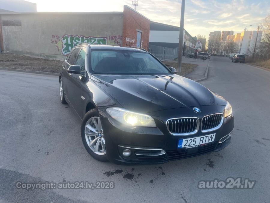 Melns BMW 5 Series 2013 Tallina, ar dzinēja tilpumu 3.00 L un nobraukumu 271 tūkst. km par 14200 €, foto 4 vietnē AUTOMOTO.COM.LV