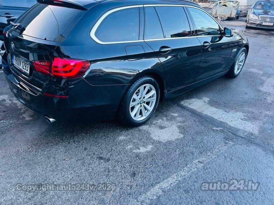 Melns BMW 5 Series 2013 Tallina, ar dzinēja tilpumu 3.00 L un nobraukumu 271 tūkst. km par 14200 €, foto 16 vietnē AUTOMOTO.COM.LV