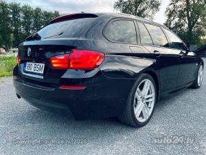 Black BMW 5 Series 2013 in Tallinn, with an engine capacity of 2.00 L and mileage of 239 thousand km for 12900 €, photo 3 on AUTOMOTO.COM.LV