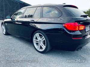 Black BMW 5 Series 2013 in Tallinn, with an engine capacity of 2.00 L and mileage of 239 thousand km for 12900 €, photo 4 on AUTOMOTO.COM.LV