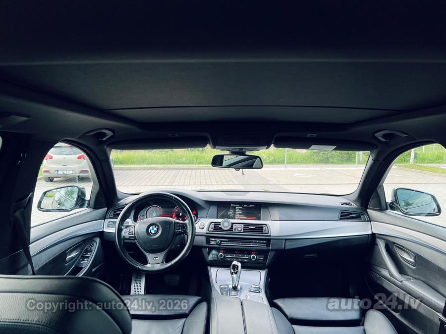 Black BMW 5 Series 2013 in Tallinn, with an engine capacity of 2.00 L and mileage of 239 thousand km for 12900 €, photo 7 on AUTOMOTO.COM.LV