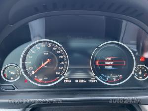 Black BMW 5 Series 2013 in Tallinn, with an engine capacity of 2.00 L and mileage of 239 thousand km for 12900 €, photo 13 on AUTOMOTO.COM.LV