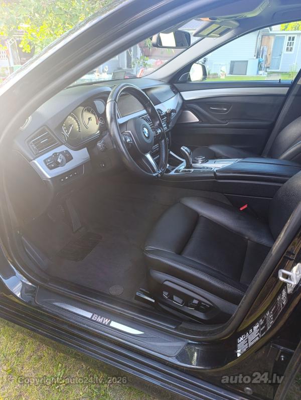 Black BMW 5 Series 2013 in Tallinn, with an engine capacity of 3.00 L and mileage of 358 thousand km for 12400 €, photo 7 on AUTOMOTO.COM.LV
