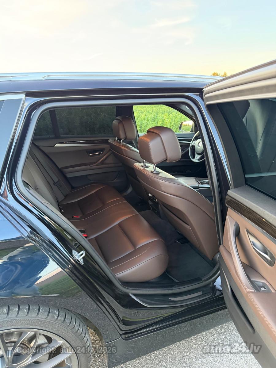 Black BMW 5 Series 2013 in Rakvere, with an engine capacity of 3.00 L and mileage of 360 thousand km for 9999 €, photo 13 on AUTOMOTO.COM.LV