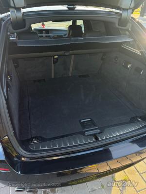 Black BMW 5 Series 2013 in Rakvere, with an engine capacity of 3.00 L and mileage of 360 thousand km for 9999 €, photo 17 on AUTOMOTO.COM.LV