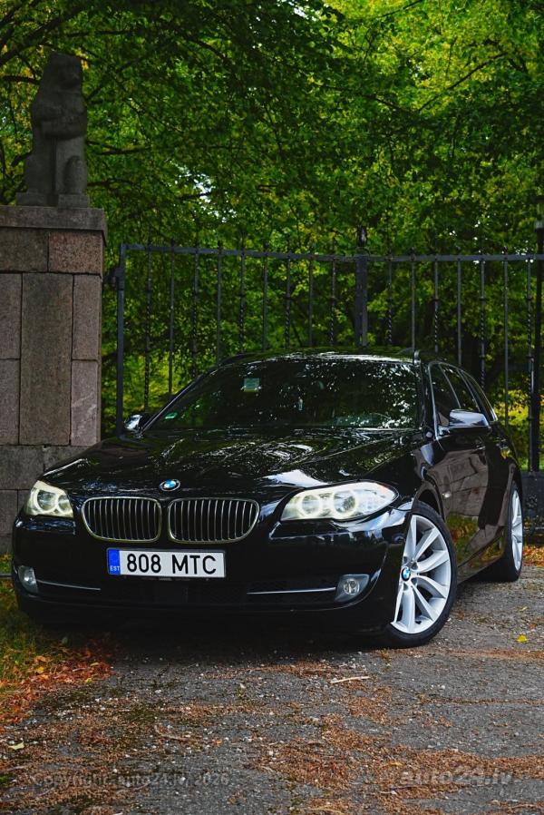 Melns BMW 5 Series 2013 Jehvi, ar dzinēja tilpumu 3.00 L un nobraukumu 273 tūkst. km par 15900 €, foto 1 vietnē AUTOMOTO.COM.LV