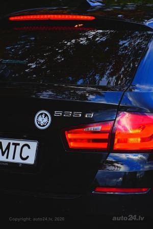 Melns BMW 5 Series 2013 Jehvi, ar dzinēja tilpumu 3.00 L un nobraukumu 273 tūkst. km par 15900 €, foto 6 vietnē AUTOMOTO.COM.LV