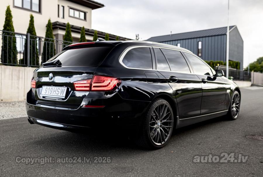Black BMW 5 Series 2013 in Tallinn, with an engine capacity of 3.00 L and mileage of 345 thousand km for 9800 €, photo 7 on AUTOMOTO.COM.LV