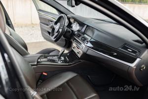 Black BMW 5 Series 2013 in Tallinn, with an engine capacity of 3.00 L and mileage of 345 thousand km for 9800 €, photo 17 on AUTOMOTO.COM.LV