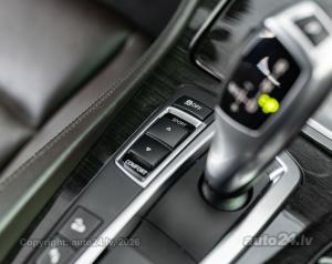 Black BMW 5 Series 2013 in Tallinn, with an engine capacity of 3.00 L and mileage of 345 thousand km for 9800 €, photo 24 on AUTOMOTO.COM.LV